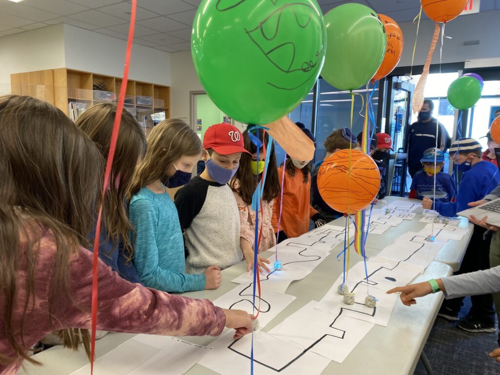 Students Program Robots to Make their own Thanksgiving Day-style Parade ...
